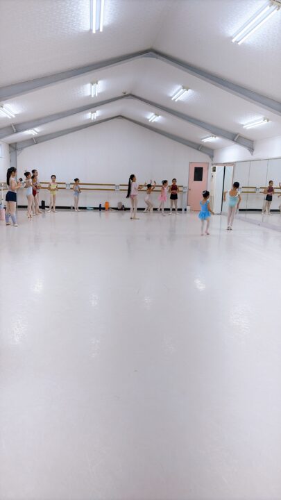 Think Actionの練習♡ - エミューリトルバレエ｜三重県 四日市・バレエ教室｜emu little ballet